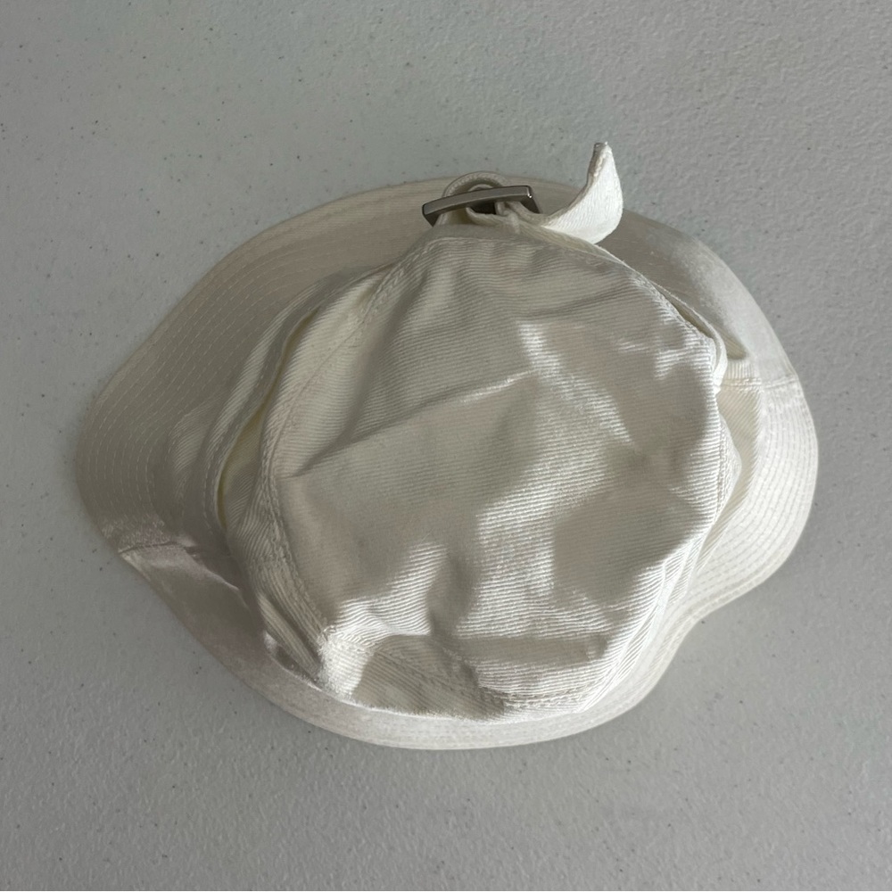 Vintage Peruvian Connection Bucket Hat Buckle White R… - Gem
